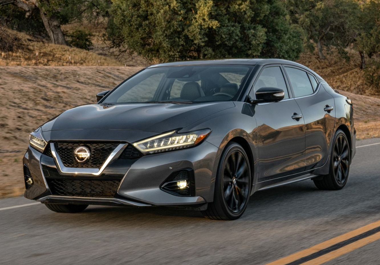 Nissan Maxima 2024 - sAuta.eu